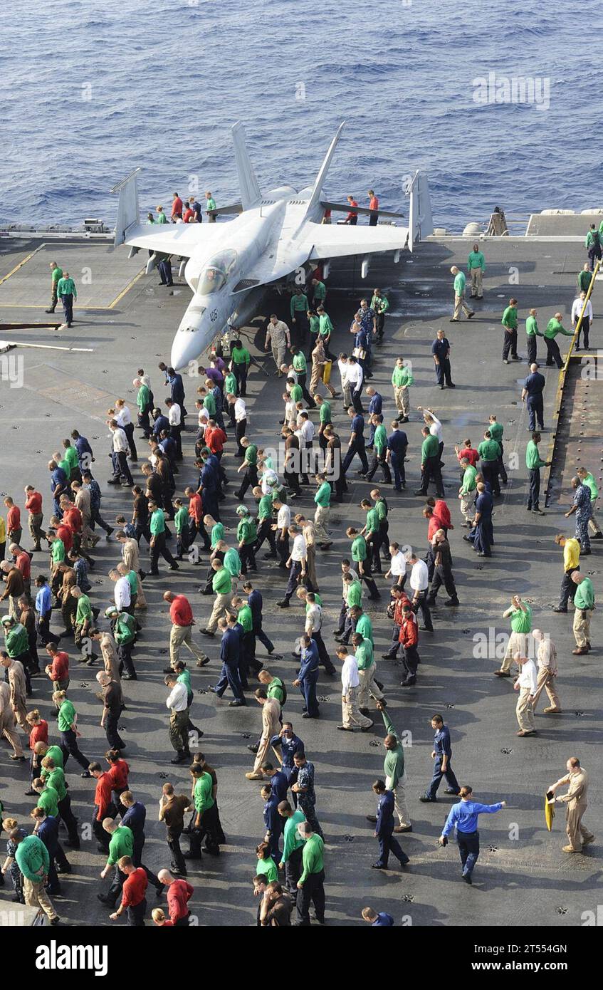 FOD, foreign object debris walk-down, Red Sea, U.S. navy , USS Harry S ...