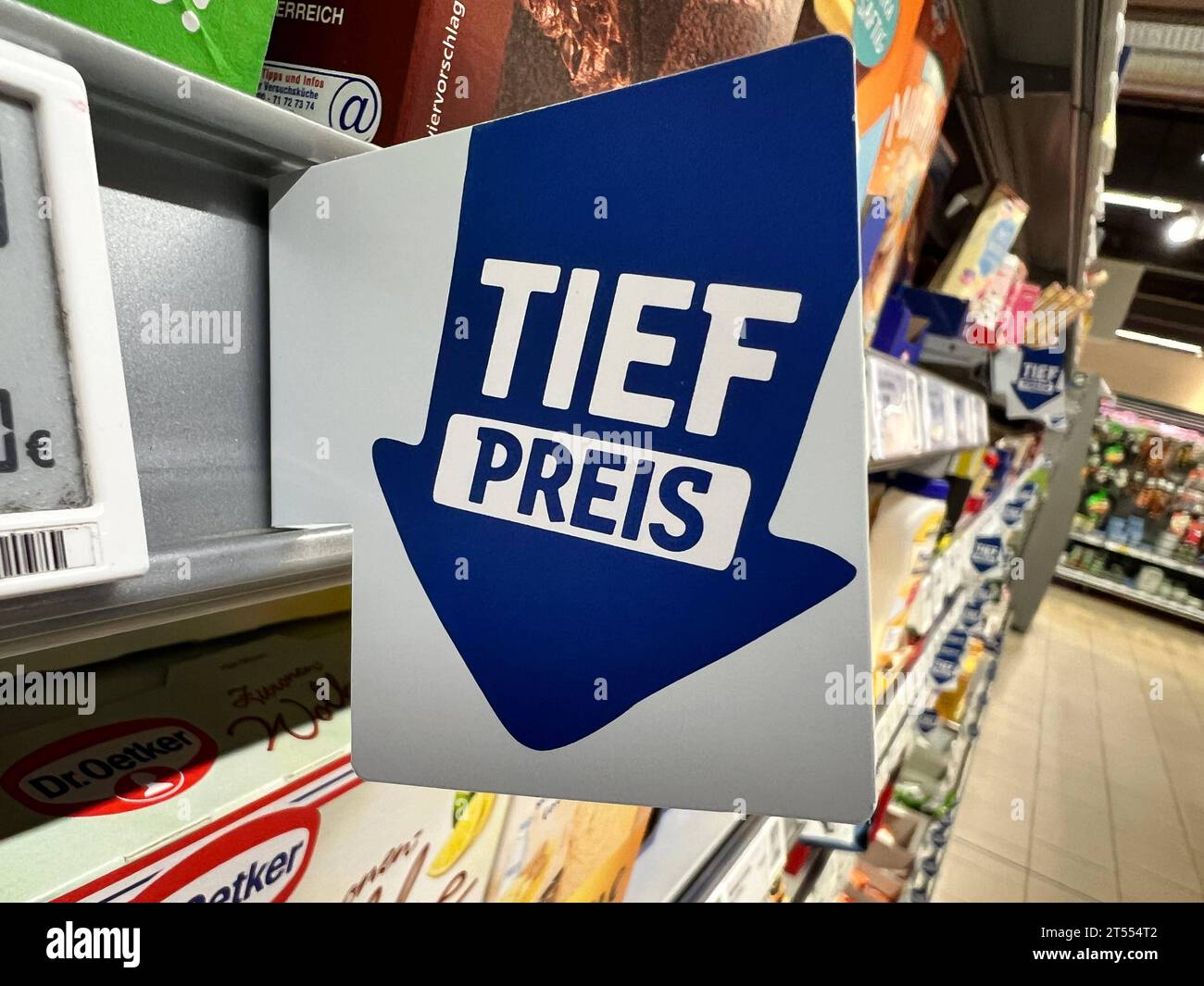 Schild Tiefpreis Supermarkt Regal *** Sign low price supermarket shelf ...