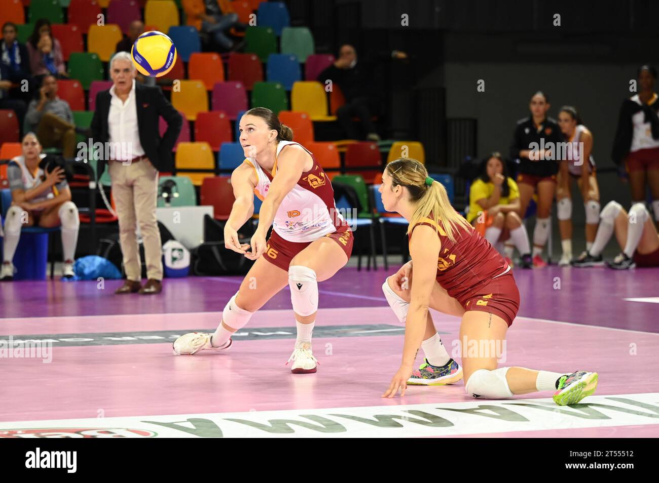 Courtney rose schwan hi-res stock photography and images - Alamy