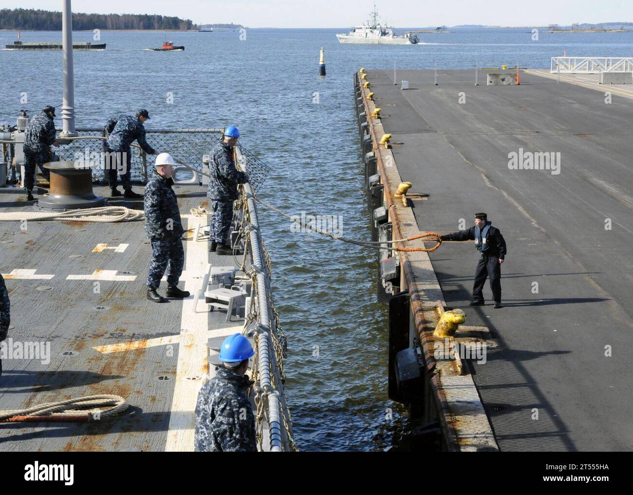 foreign port, line handling, lines, mooring, navy, people, port visit ...