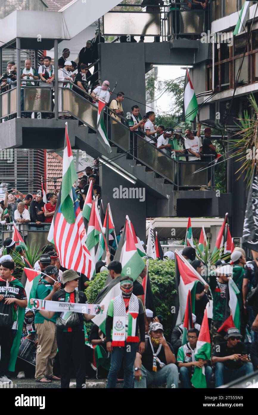 Palestine militias hi-res stock photography and images - Alamy