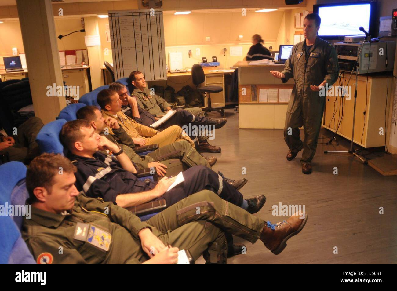 French navy pilots briefing, Joint Ops, USS Harry Truman Stock Photo ...