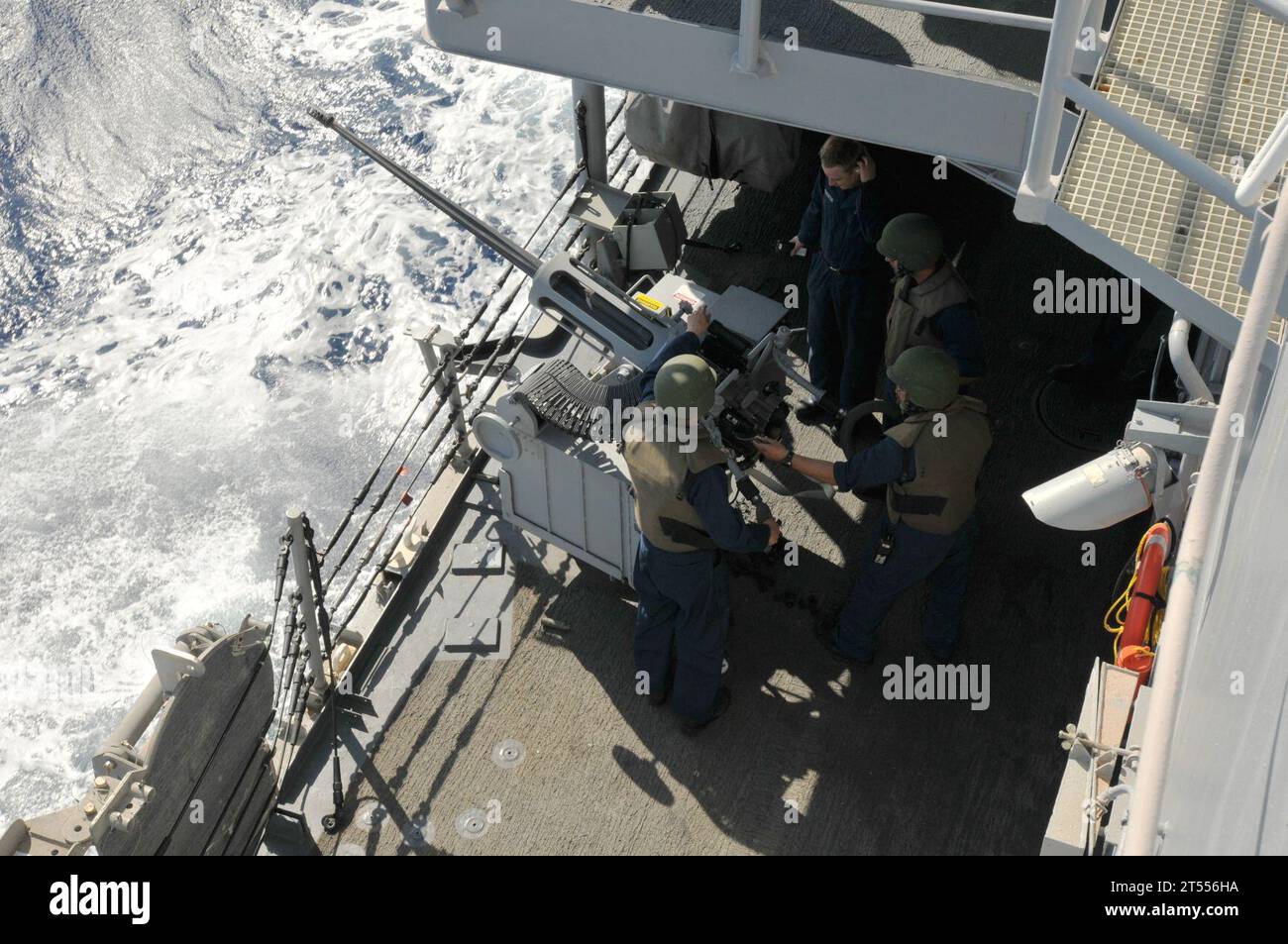 Frigate, MK 38 25 mm mounted gun, U.S. Navy, USS Boone (FFG 28 ...