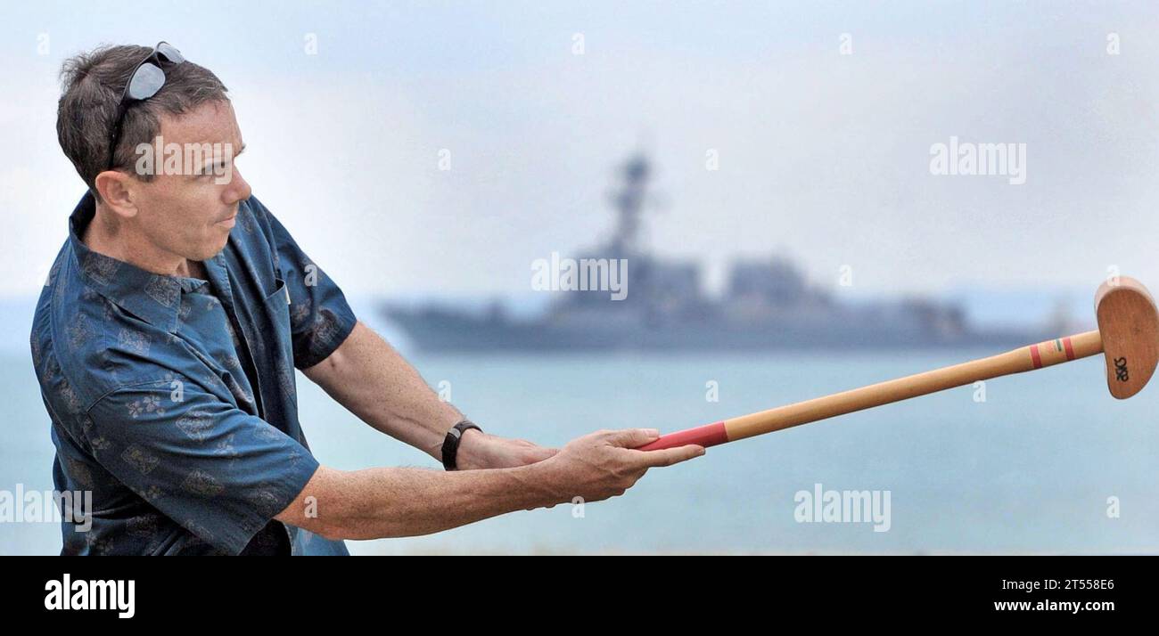 Navy golf hi-res stock photography and images - Alamy
