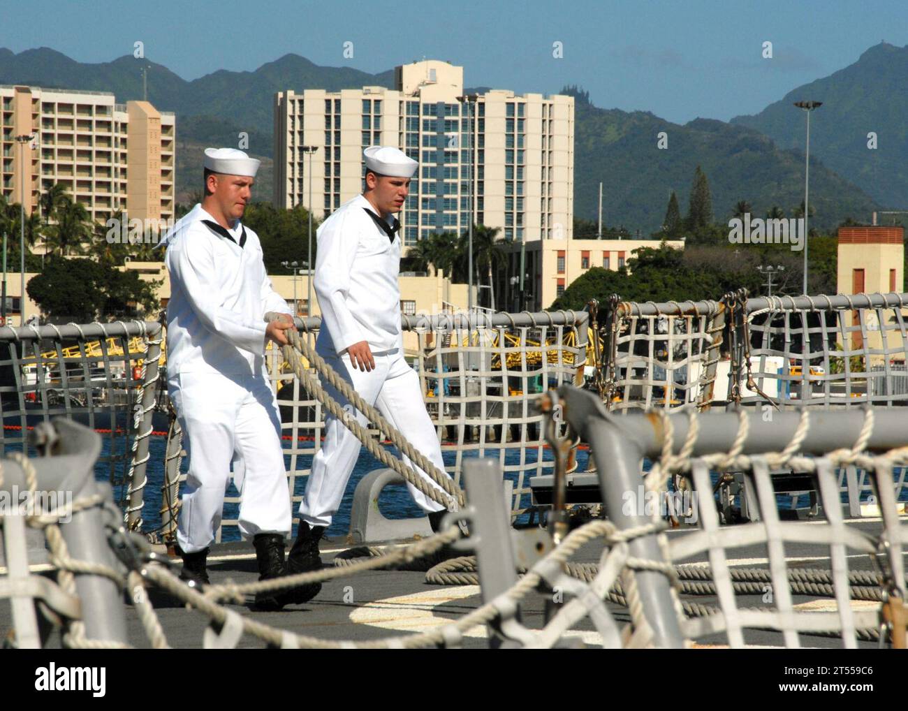 guided-missile destroyer USS Russell (DDG 59), HAWAII, Navy's Fleet ...