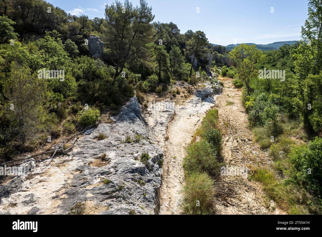 Dry Calavon, Bonnieux, Luberon, Vaucluse, France Stock Photo - Alamy