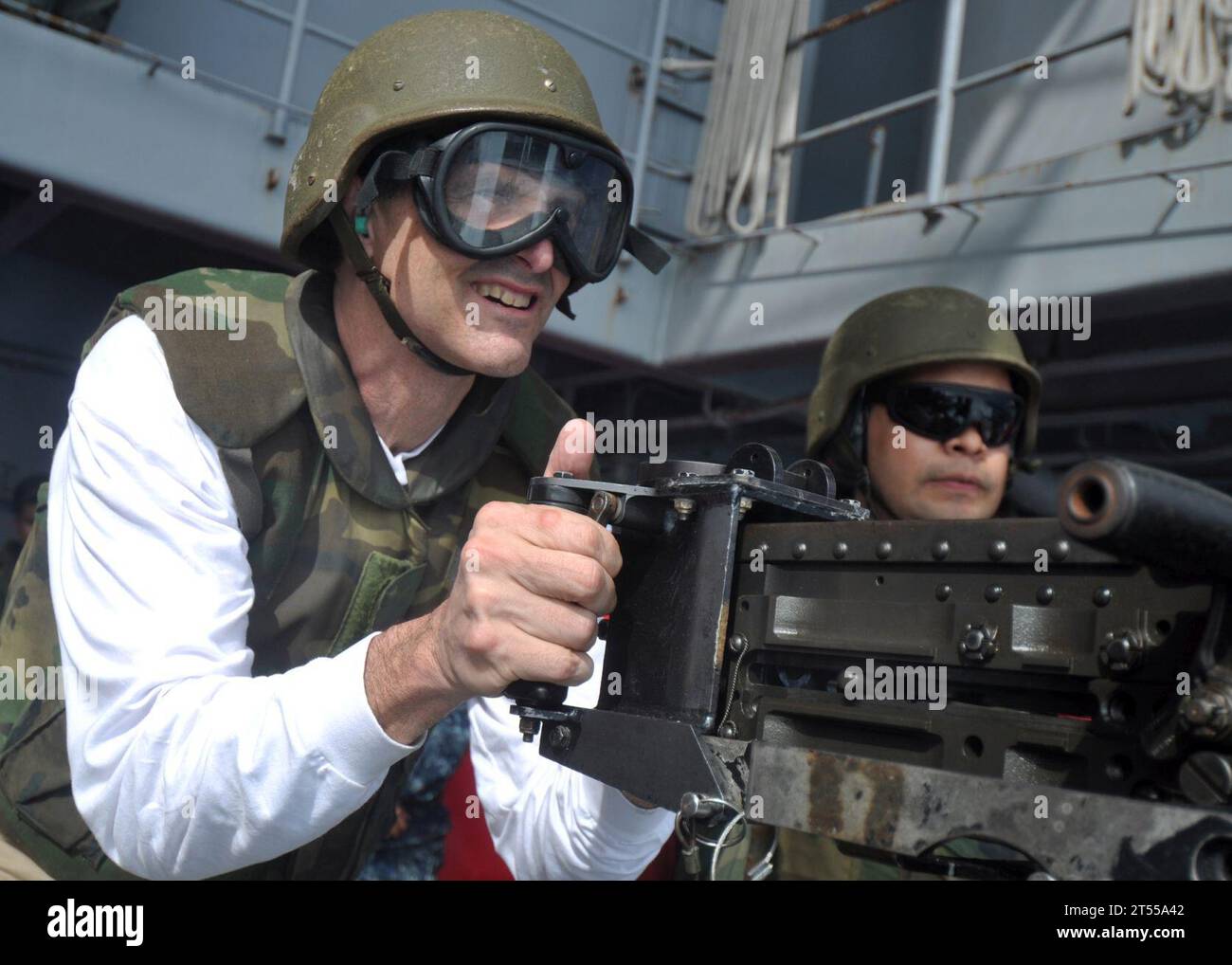 Gun shoot, M2 .50-caliber machine gun, people, training, USS George Washington (CVN 73), vip ...