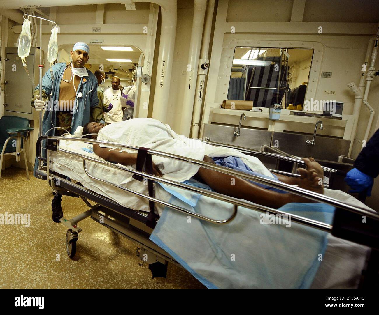 Haiti Earthquake, medical, Operation Unified Response, USS Bataan (LHD ...