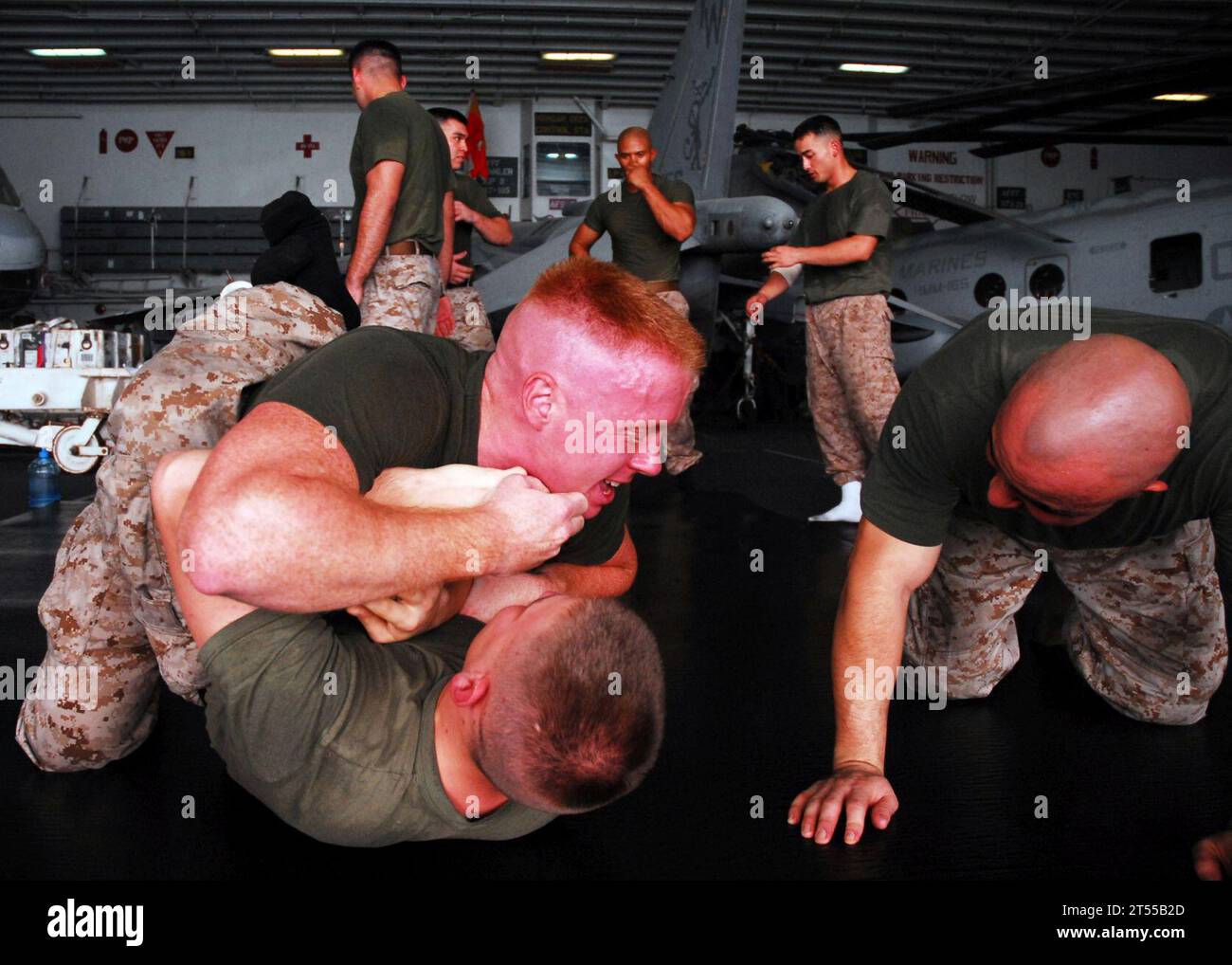 hand-to-hand combat, Marines Stock Photo - Alamy
