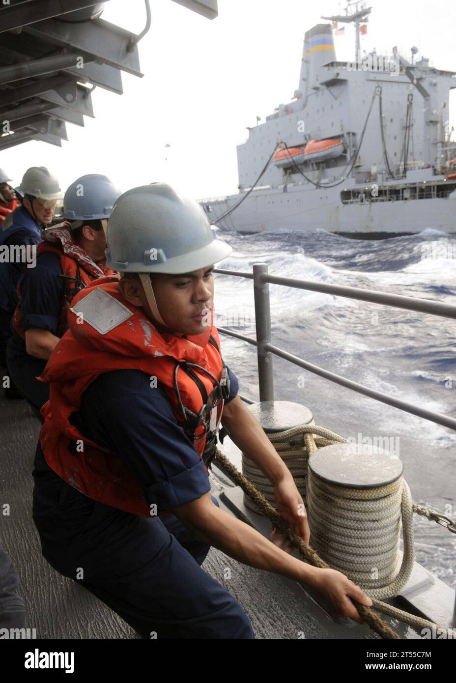 heave a line, msc, Pacific Ocean, REPLENISHMENT AT SEA, U.S. navy ...