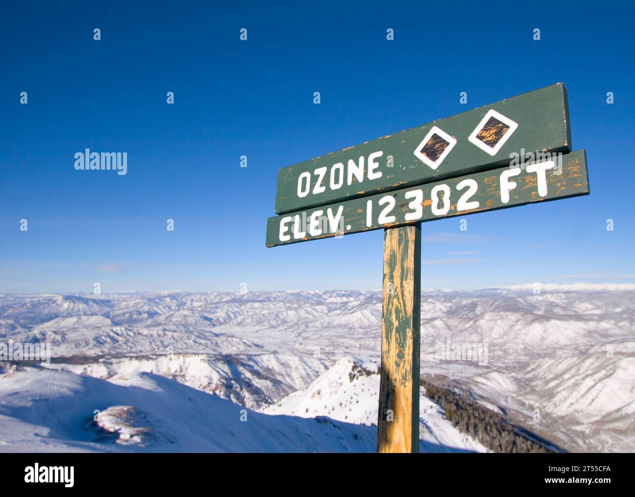 Ozone mountain sign Stock Photo - Alamy