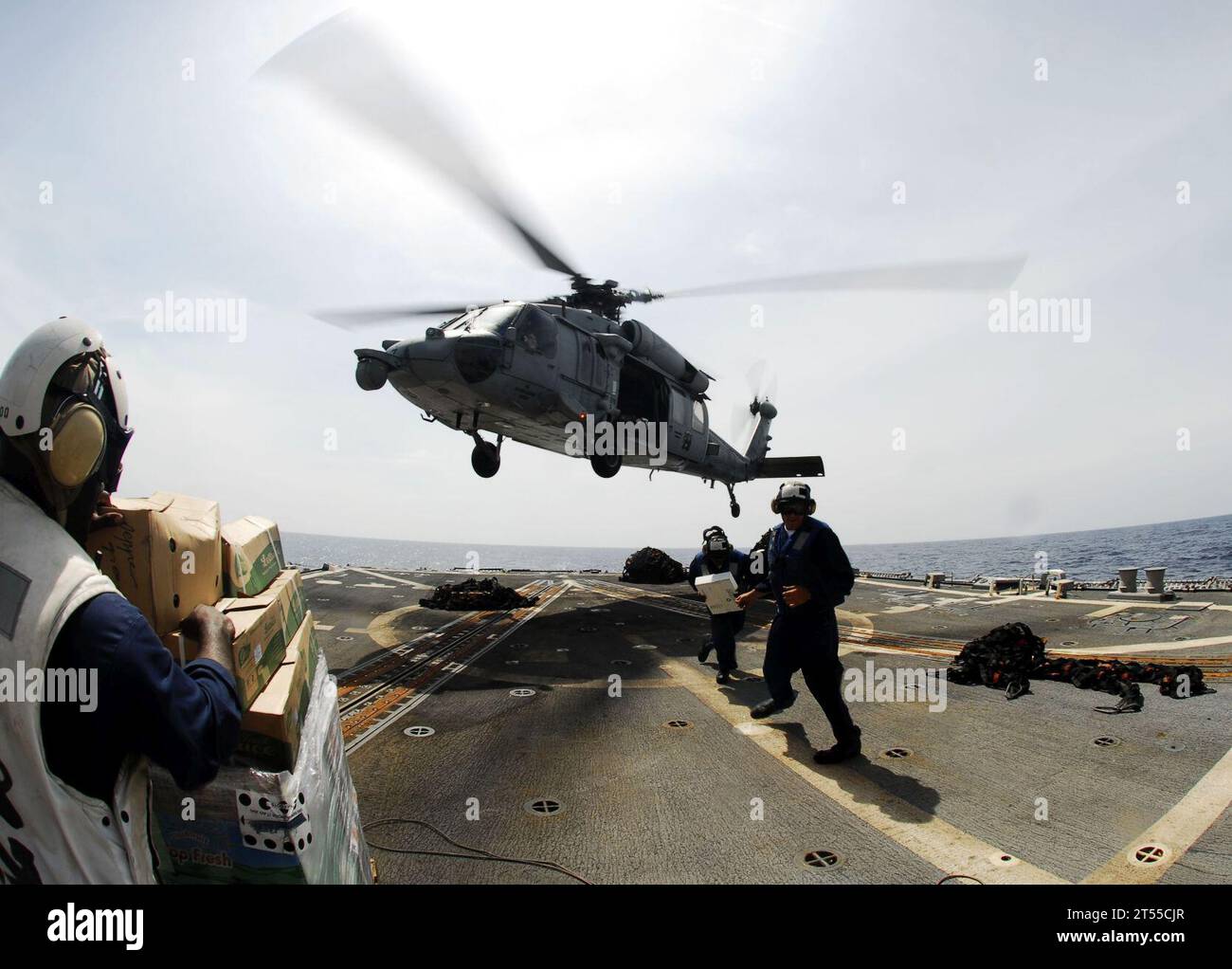 helicopter, helo, people, vertrep Stock Photo - Alamy