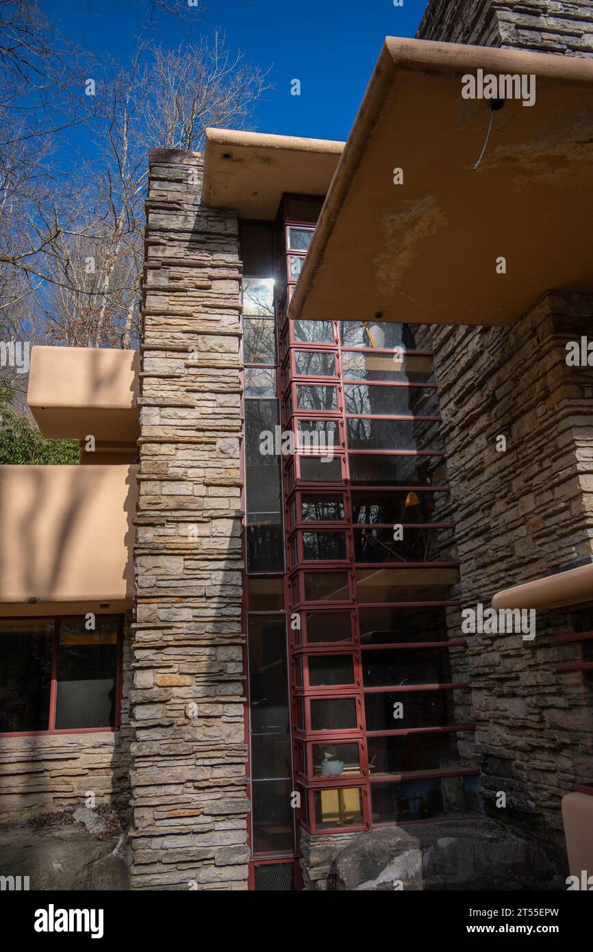 Fallingwater hi-res stock photography and images - Alamy