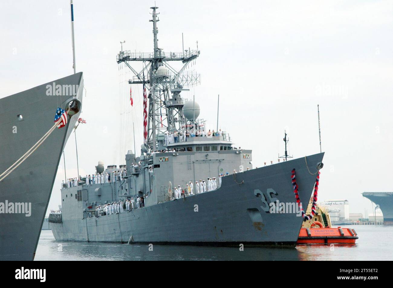 Homecoming, Mayport, USS Underwood Stock Photo - Alamy