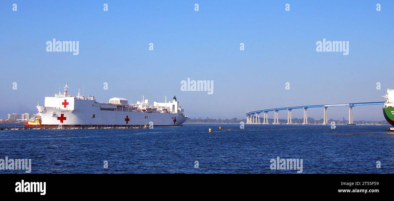 Homecoming, usns mercy Stock Photo - Alamy