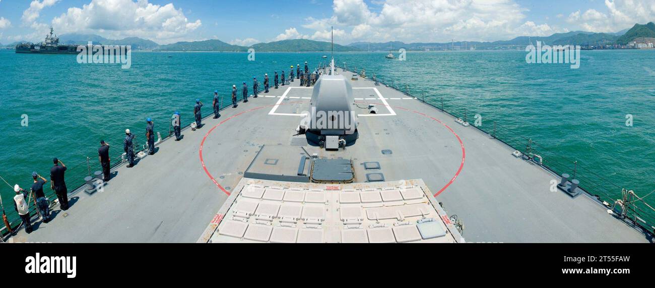 Hong Kong, man the rails, USS Higgins (DDG 76, USS Ronald Reagan (CVN ...