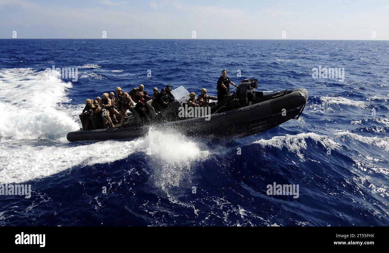 hook and pull exercise, RHIB, Sailors, U.S. Navy, USS Mesa Verde (LPD ...