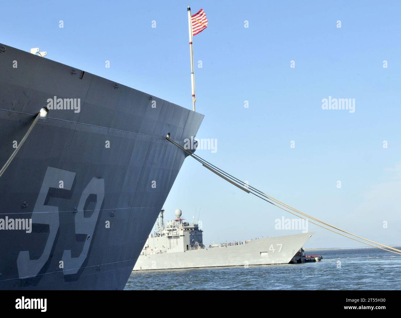 Hurricane Irene, USS Kauffmann (FFG 59), USS Nicholas (FFG 47 Stock ...