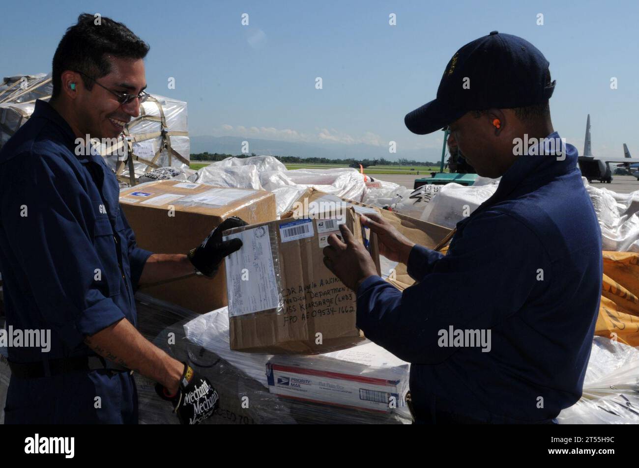 hurricane releif, people Stock Photo - Alamy