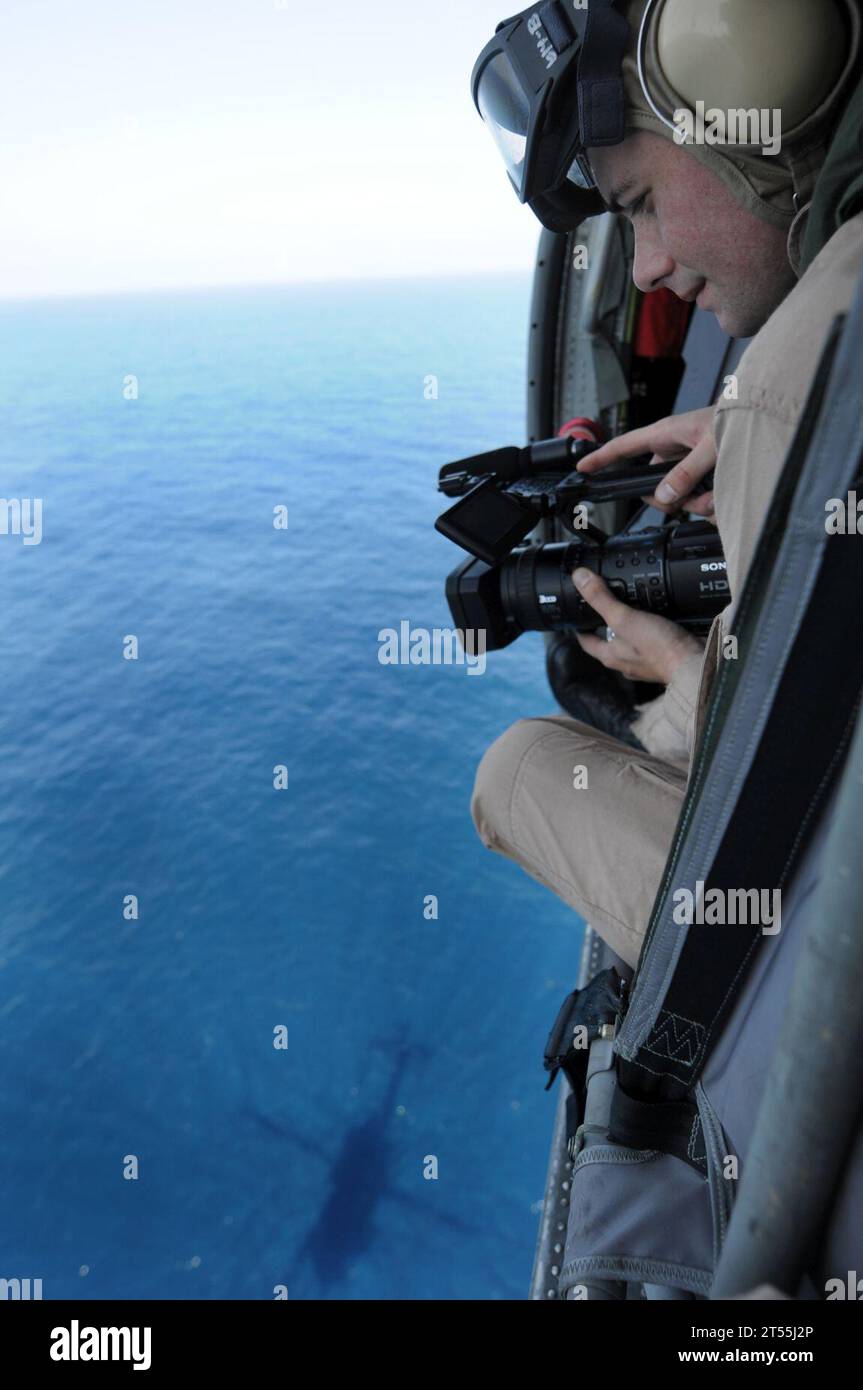Uss cape st george cg 71 hi-res stock photography and images - Alamy