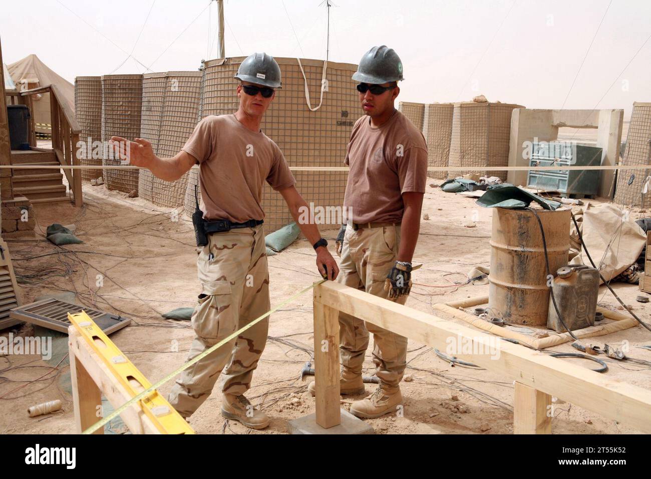 Iraq, nmcb-17, OEF, OIF, South West Asian huts Stock Photo - Alamy