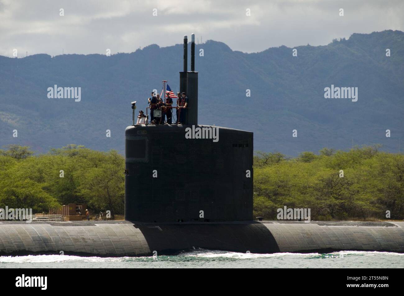 Joint Base Pearl Harbor-Hickam, Los Angeles-class fast attack submarine ...
