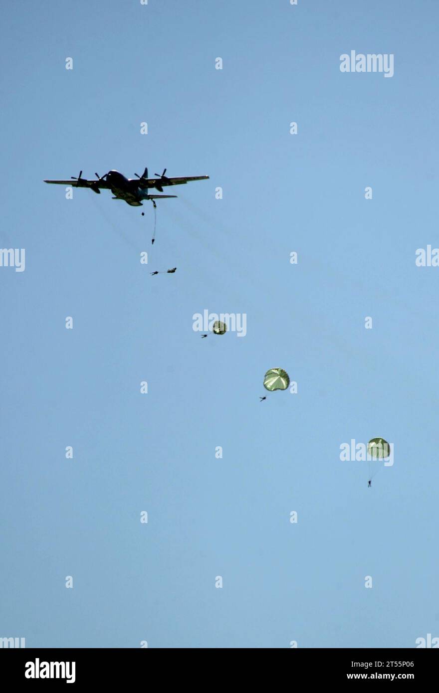 Jump, Parachute, seal Stock Photo - Alamy