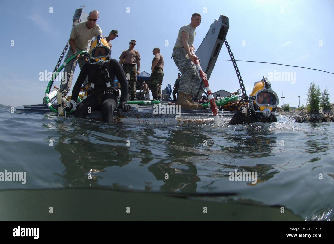 Submarine salvage hi-res stock photography and images - Alamy