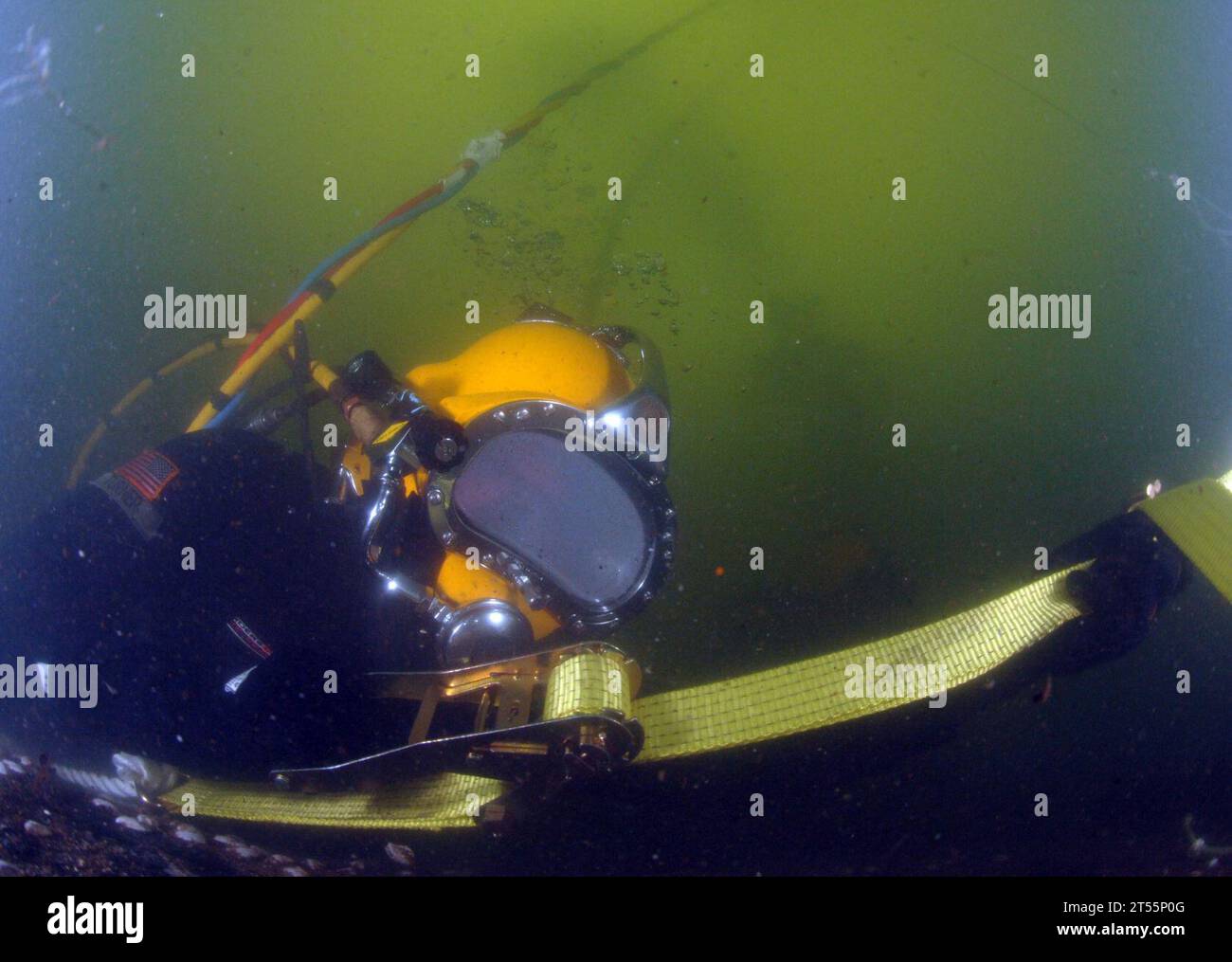 Juliett 484 Submarine Salvage K77 MDSU2 Stock Photo - Alamy