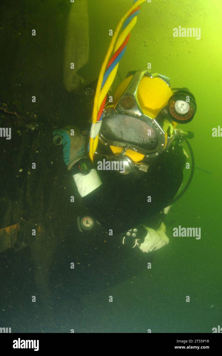 Juliett 484 Submarine Salvage K19 K77 MDSU2 Providence US ARMY D Stock ...