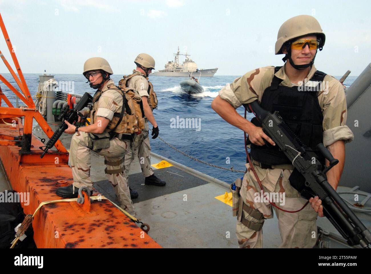 Kearsarge Expeditionary Strike Group (KSGESG), USS Vicksburg (CG 69 ...