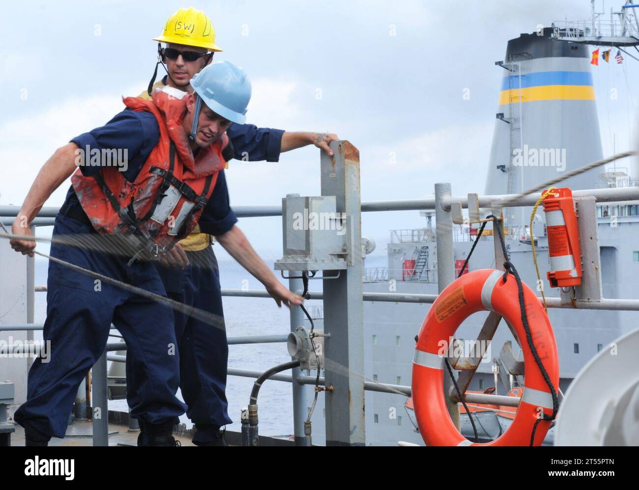 Kristin L. Grover, LSD 50, USS Carter Hall Stock Photo - Alamy