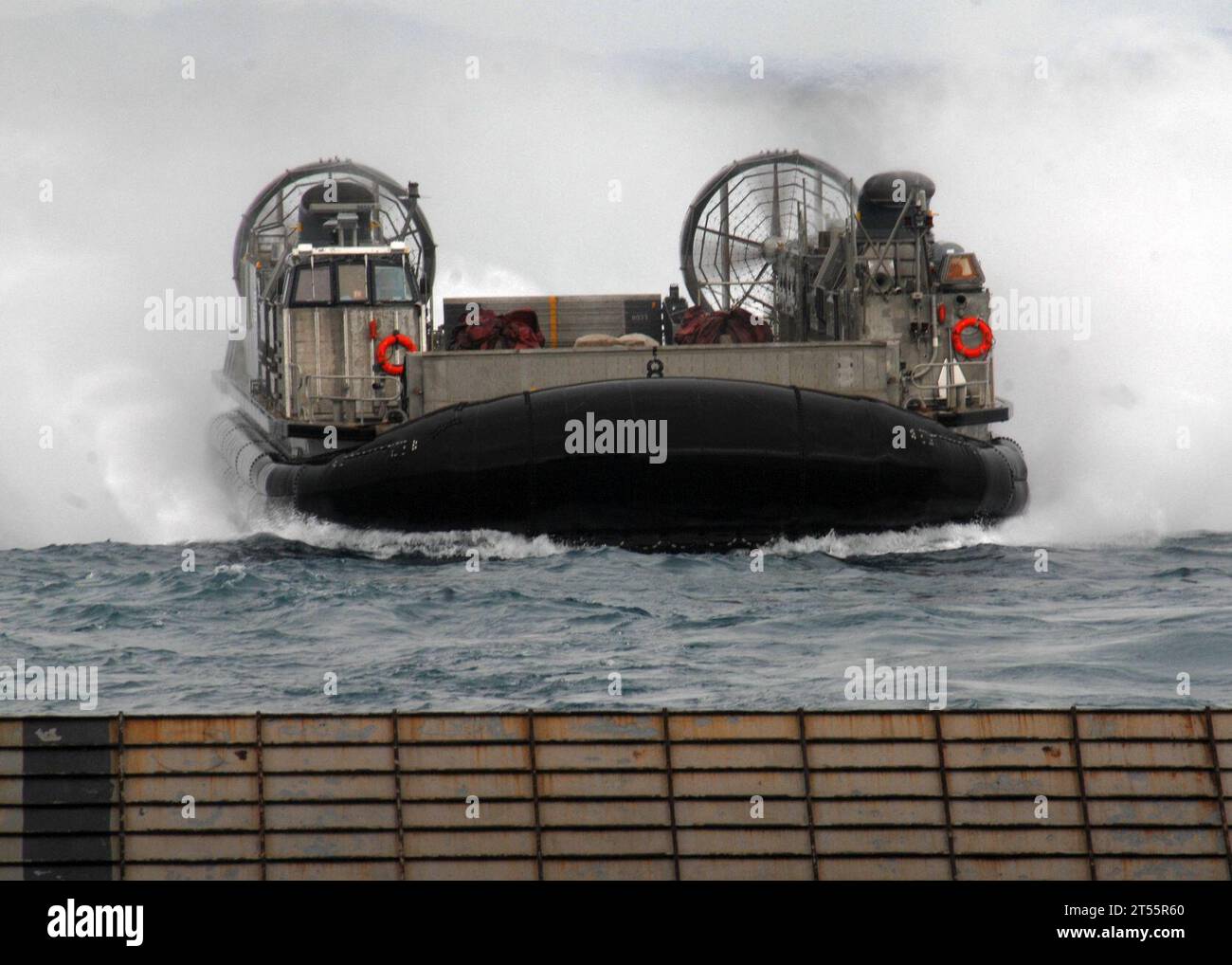 Landing Craft Air Cushion (LCAC) 8 Stock Photo - Alamy