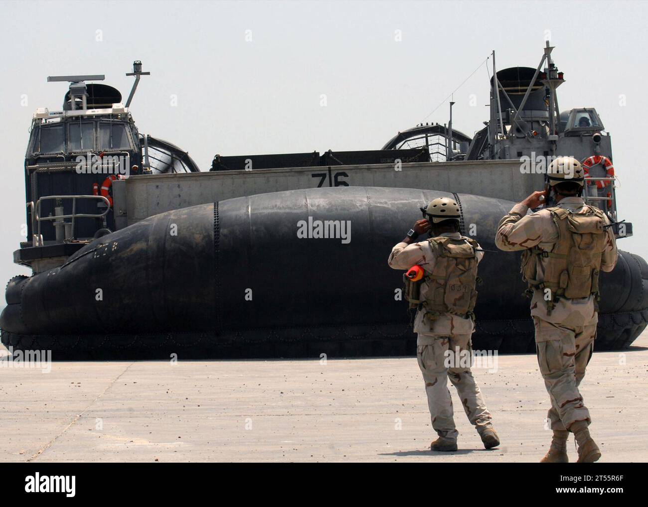 Landing Craft Air Cushion (LCAC Stock Photo - Alamy