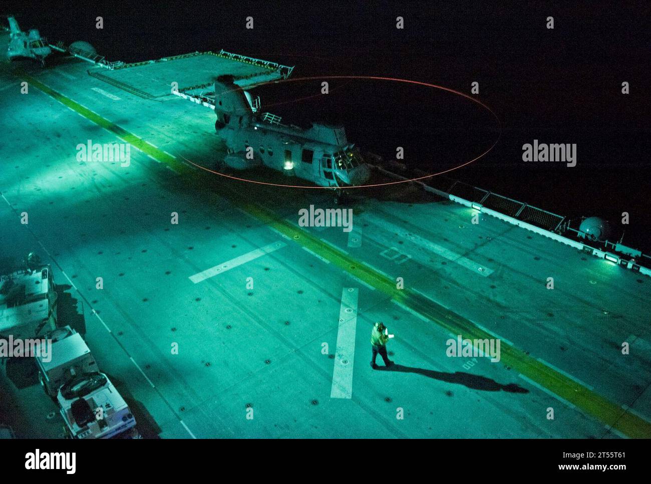 LHD 8, night flight operations, USS Makin Island Stock Photo - Alamy