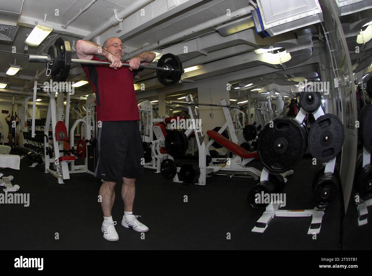 lifts weights, Nimitz-Class aircraft carrier USS John C. Stennis (CVN ...