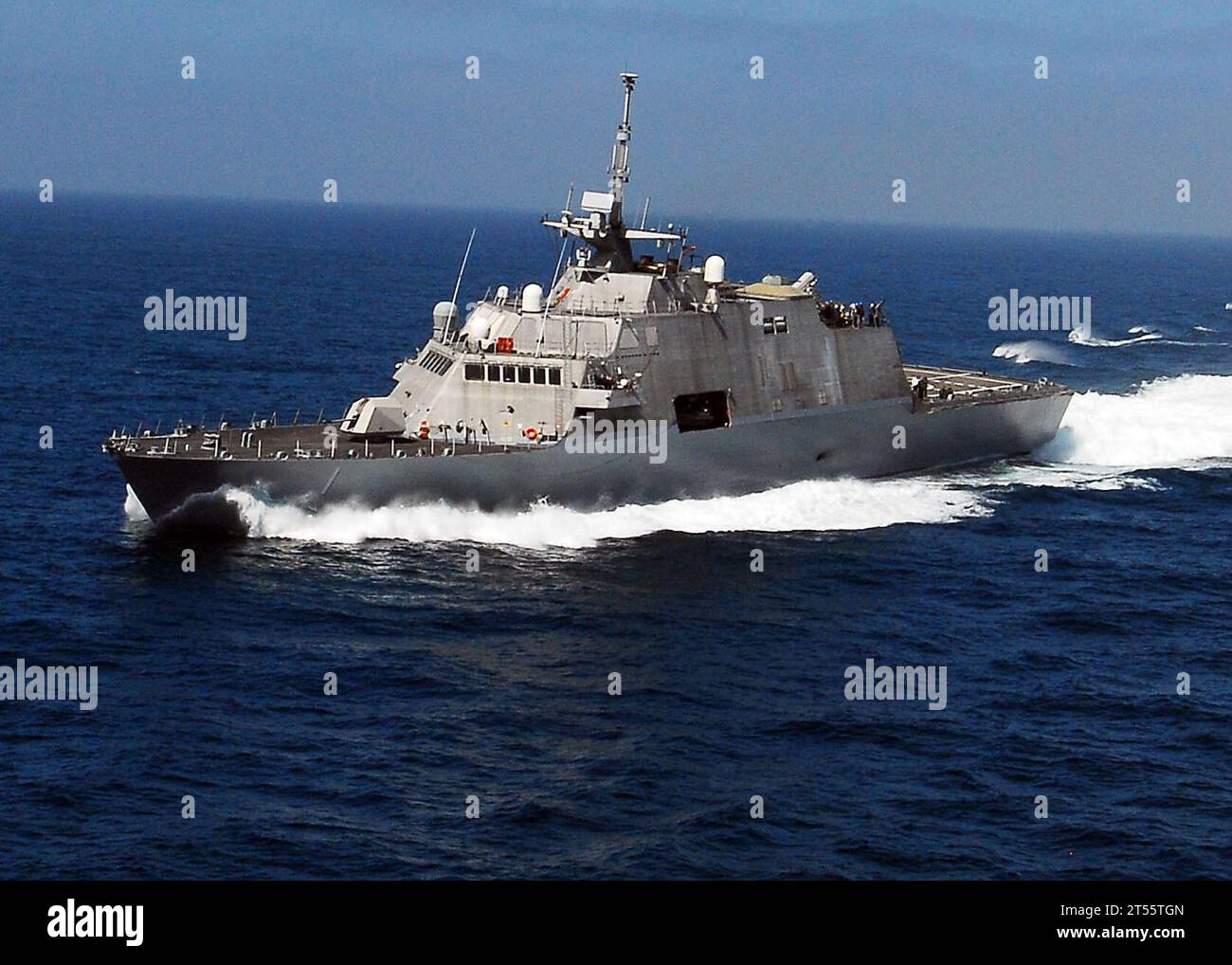 Littoral Combat Ship USS Freedom (LCS 1 Stock Photo - Alamy