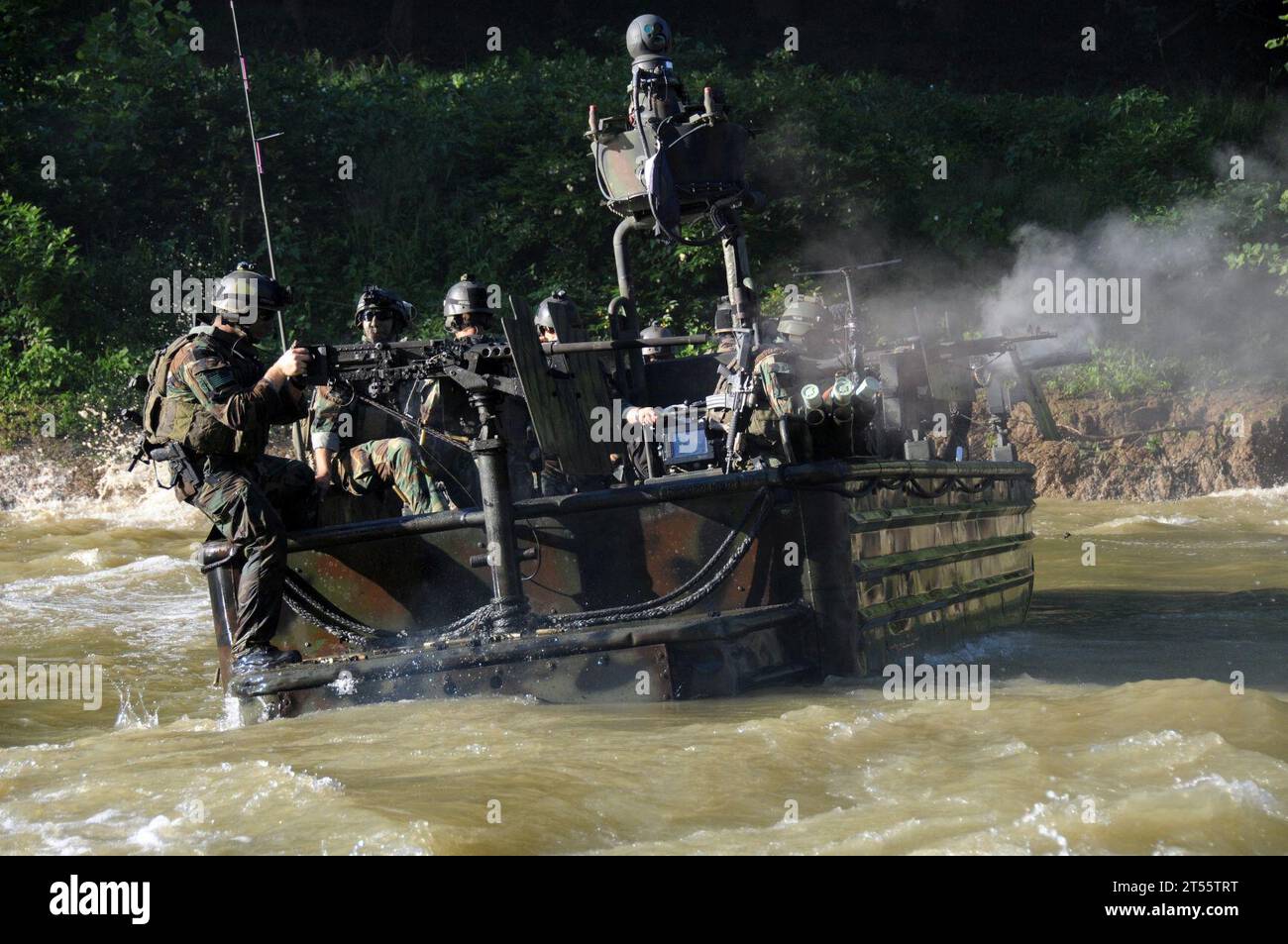 live-fire, Riverine, SBT-22, SOC-r, SWCC Stock Photo - Alamy
