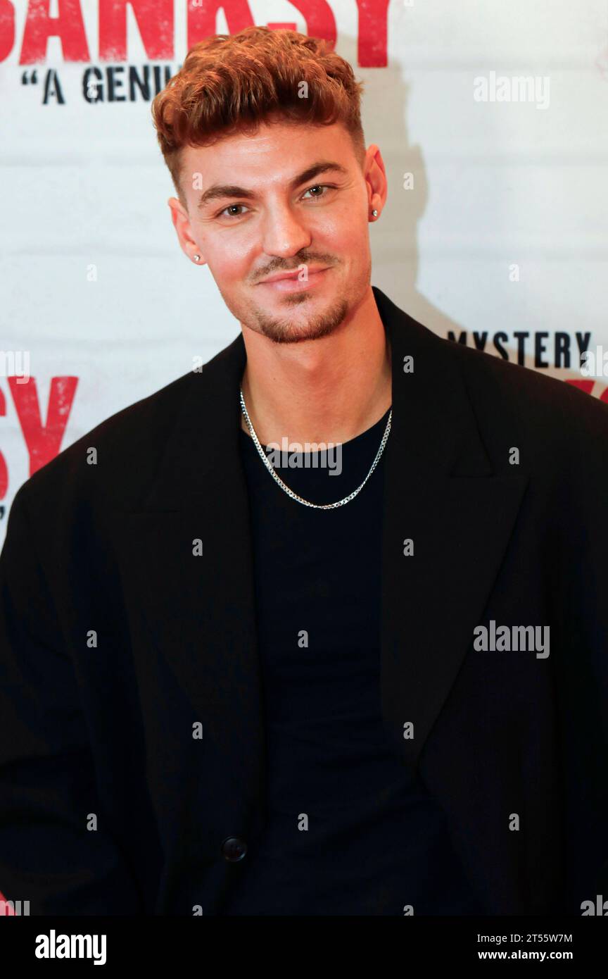 Karsten Walter bei der Eröffnung der Ausstellung The Mystery of Banksy ...