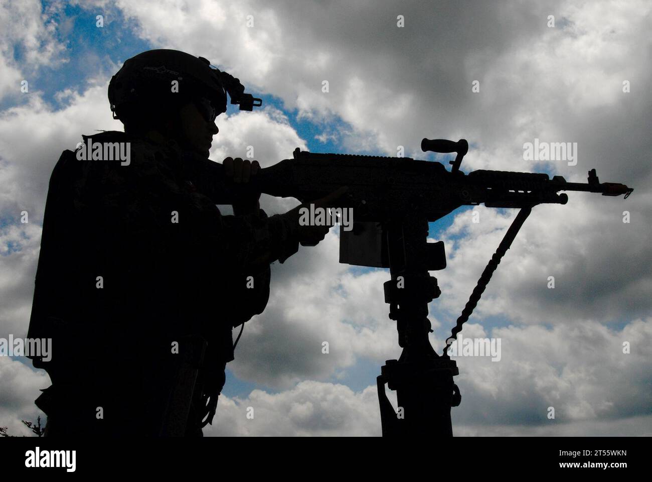 M240B, Machine gun, police, small craft Stock Photo - Alamy