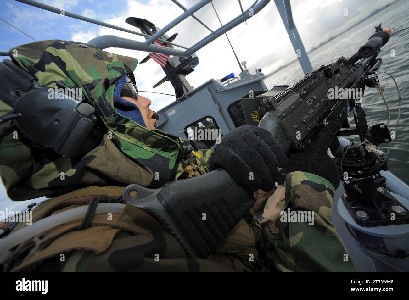 M240B machine gun, Maritime Expeditionary Security Squadron 3, MSRON-3 ...