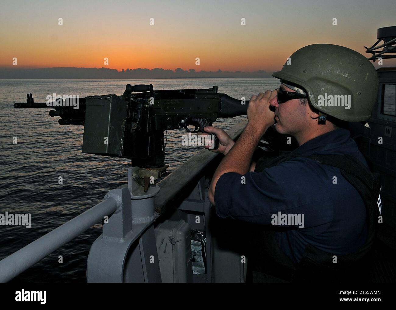 m240, USS Vella Gulf (CG 72 Stock Photo - Alamy