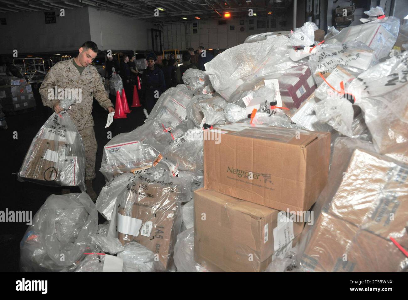 mail, U.S. Navy, Underway Replenishment, UNREP, USS Enterprise (CVN 65 ...