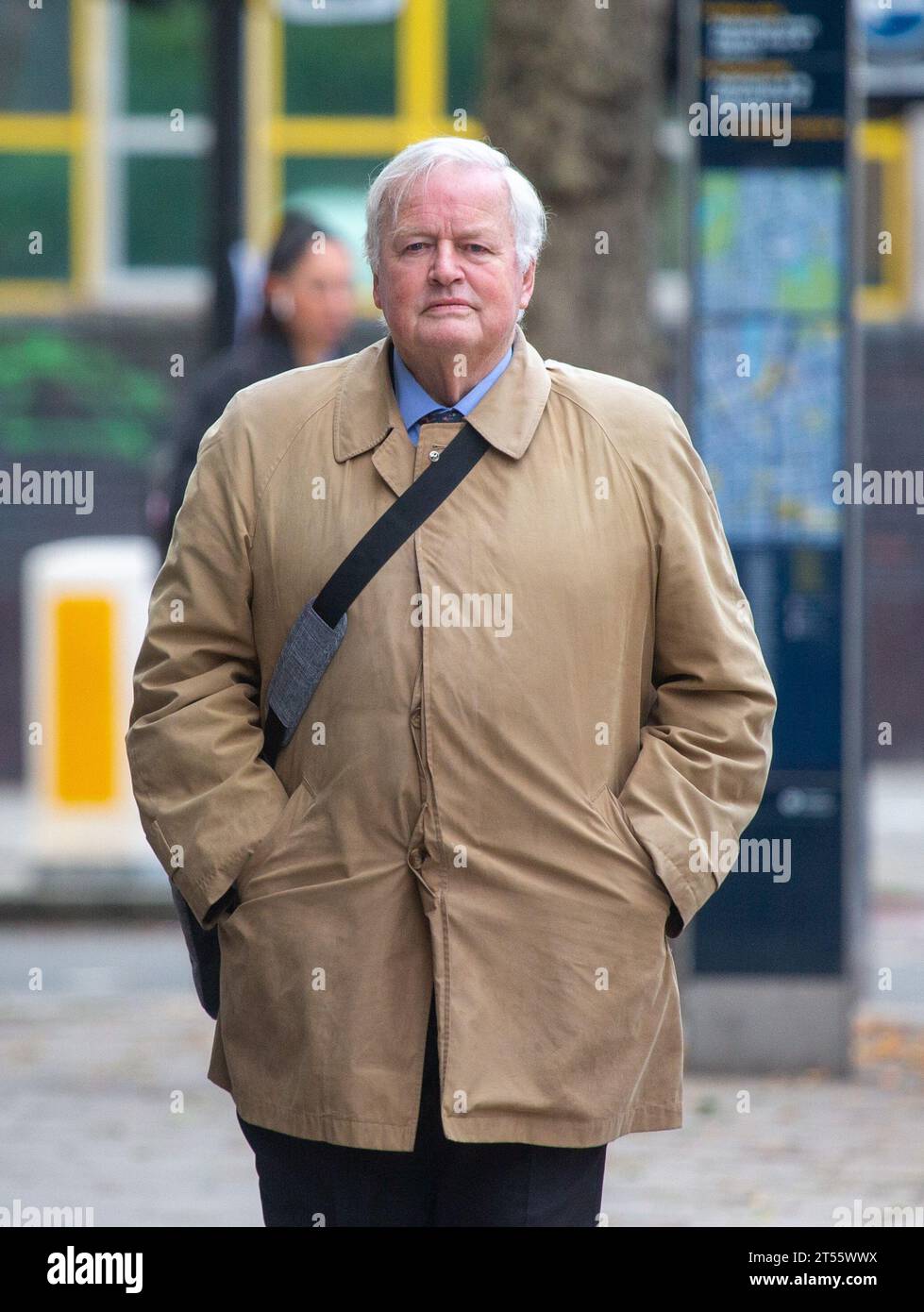 London, England, UK. 3rd Nov, 2023. Conservative MP BOB STEWART arrives ...
