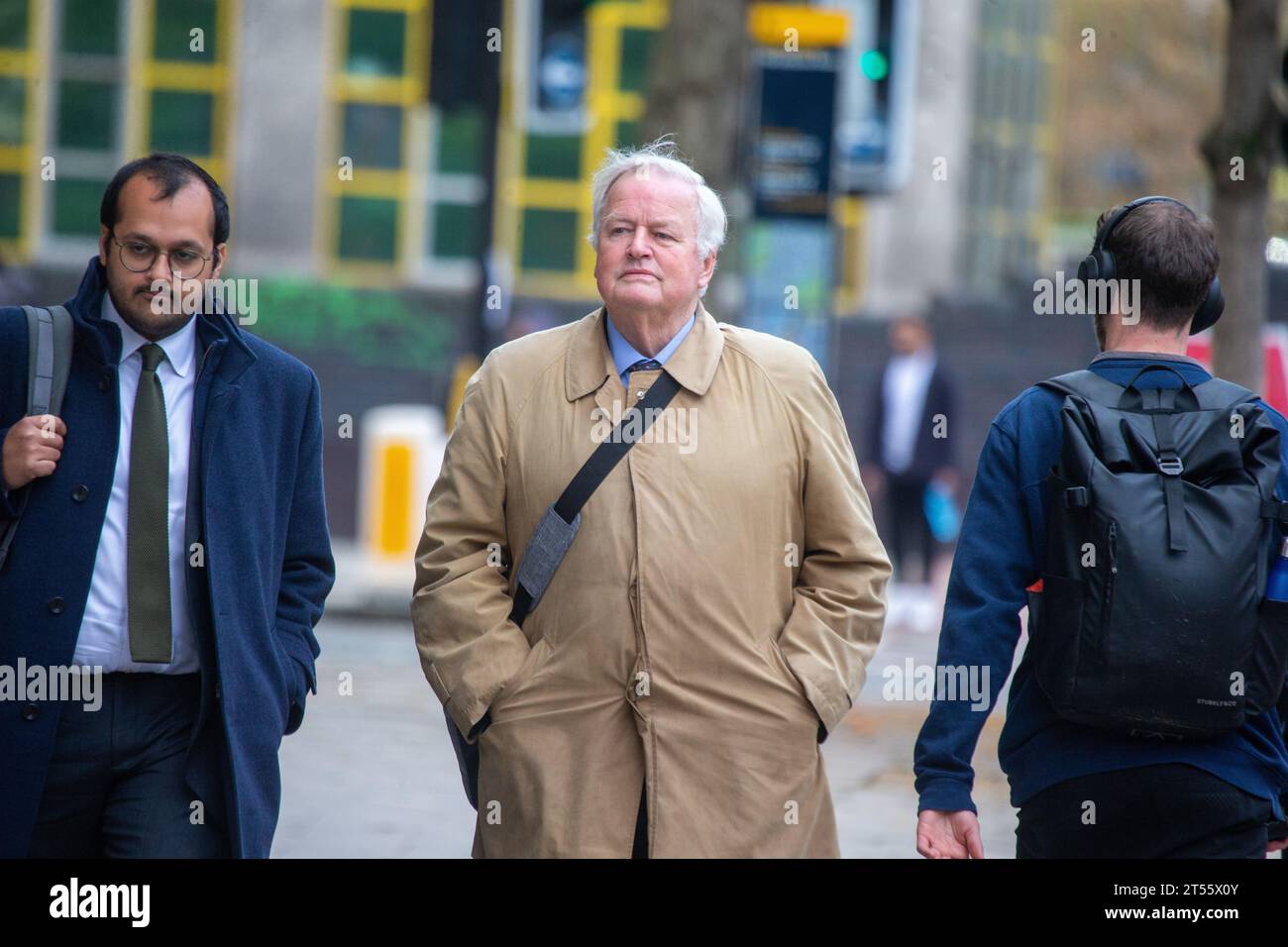 London, England, UK. 3rd Nov, 2023. Conservative MP BOB STEWART arrives ...