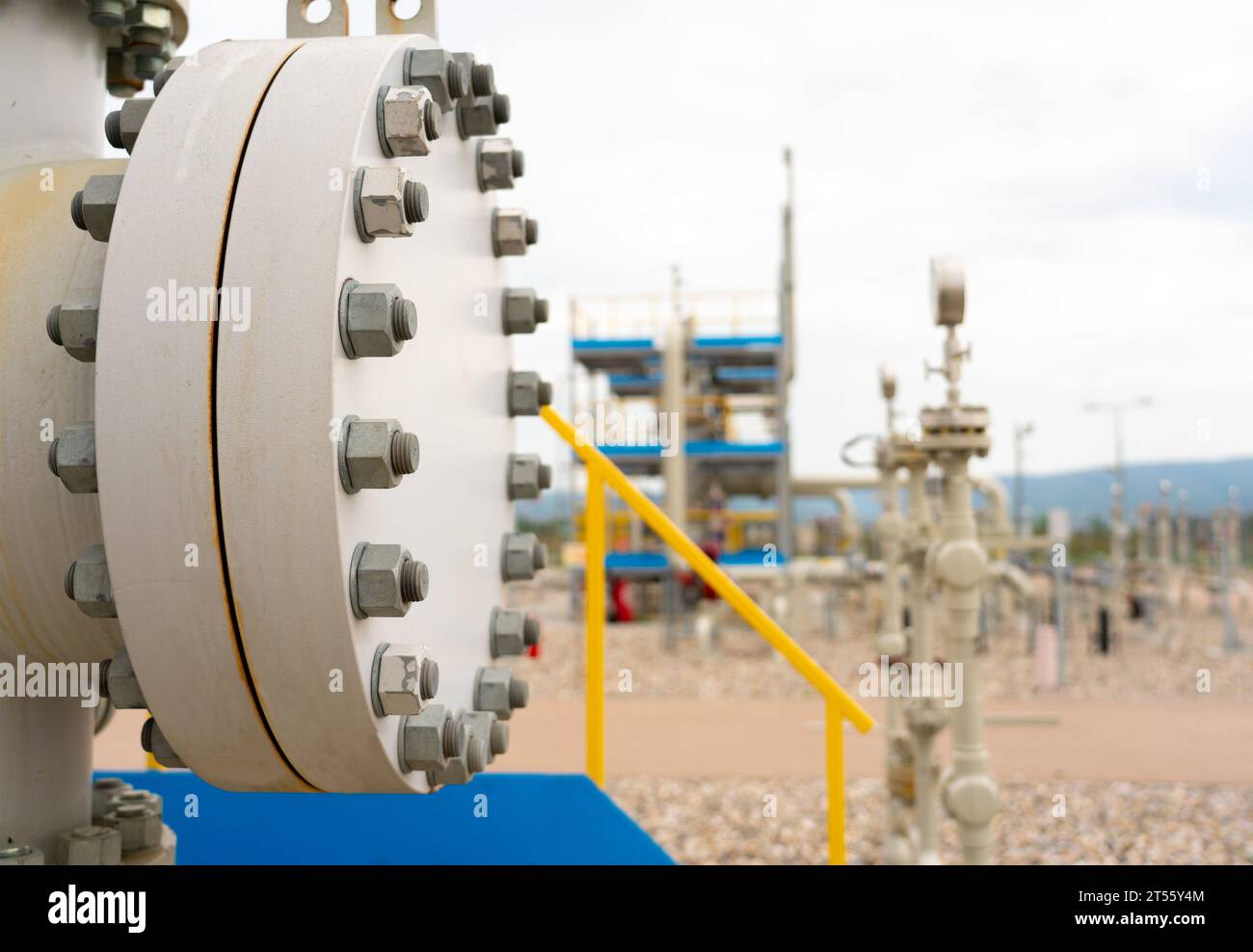 Gas manhole cover hi-res stock photography and images - Alamy