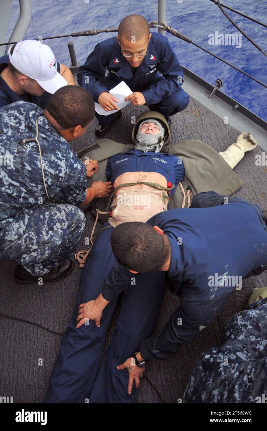 medical traige training, Pacific Ocean, U.S. navy , USS Boxer (LHD 4 ...
