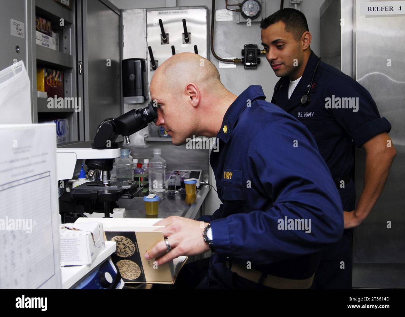 medical, people, Sailors, USS Makin Island Stock Photo - Alamy
