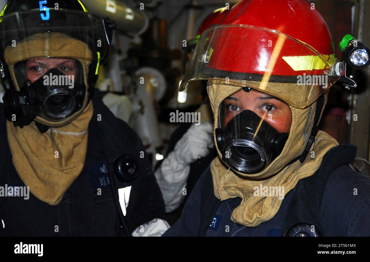 MIDPAC Surface Combatant Group sail, USS Hopper (DDG 70 Stock Photo - Alamy