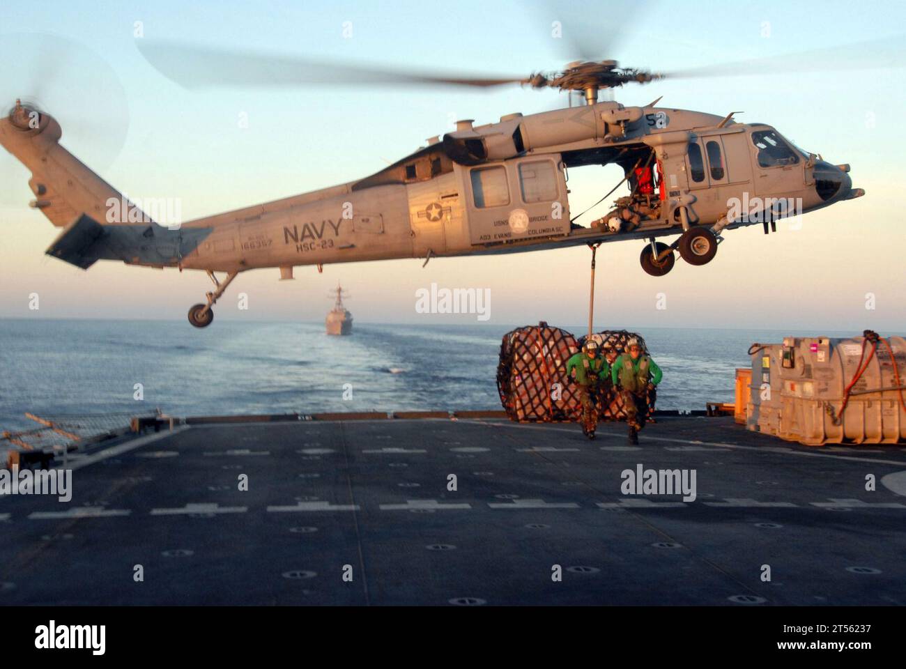 Military Sealift Command fast combat support ship USNS Bridge (T-AOE 10), U.S. navy , USS Nimitz ...